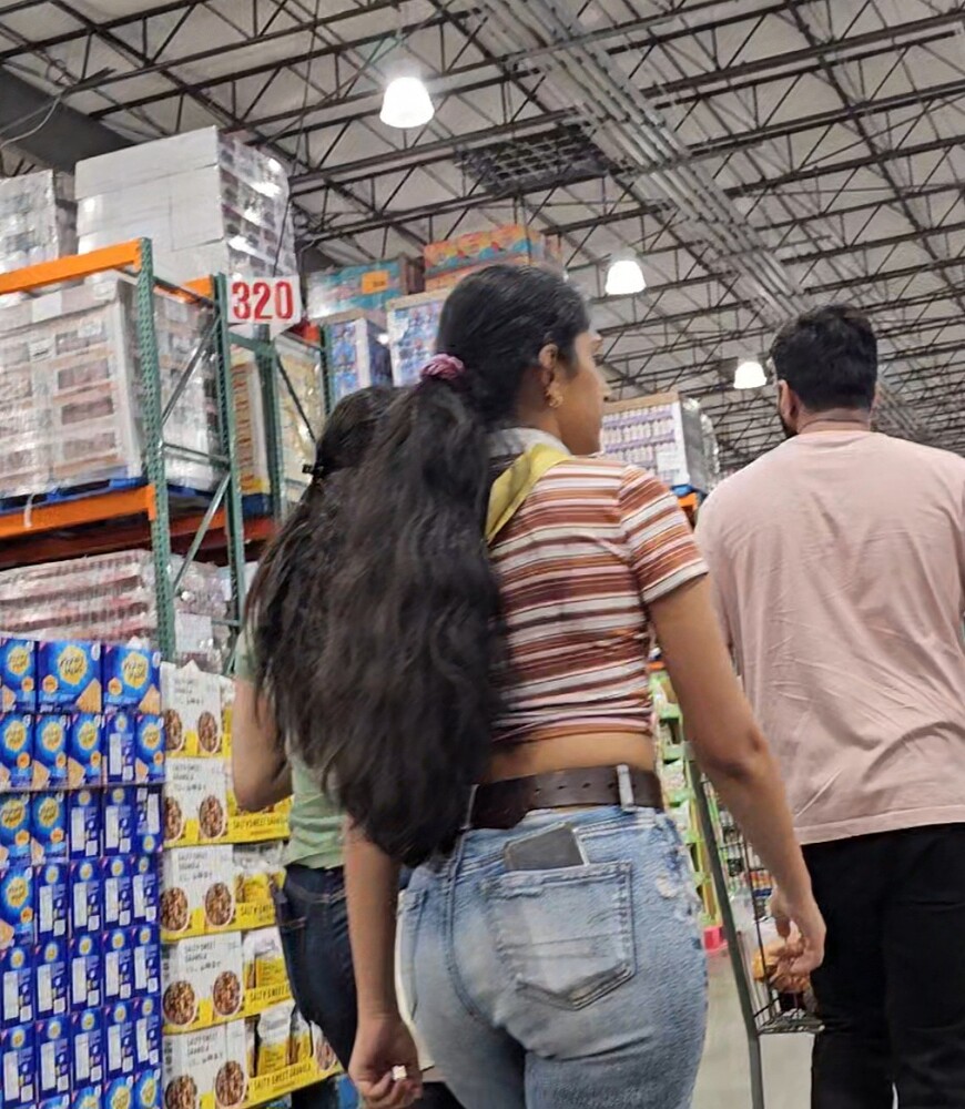 Indian Girl with Phaty booty COSTCO - Tight Jeans - Forum