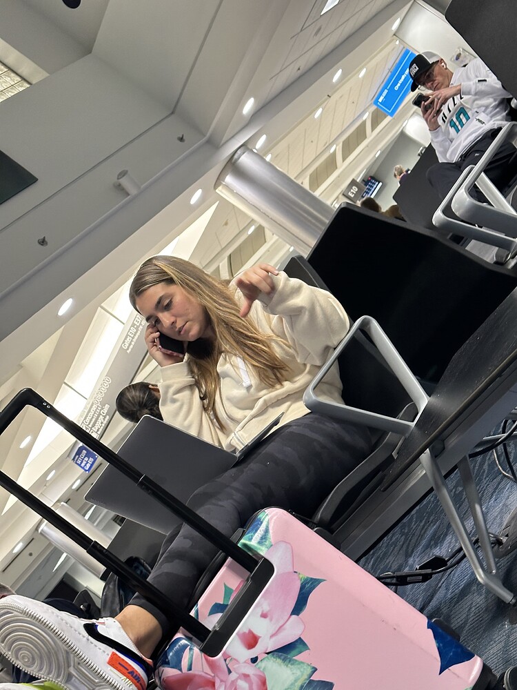 Airport thot - Spandex, Leggings & Yoga Pants - Forum