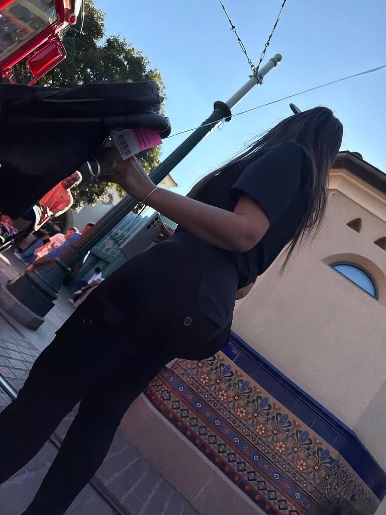 Amazing bbl! - Spandex, Leggings & Yoga Pants - Forum
