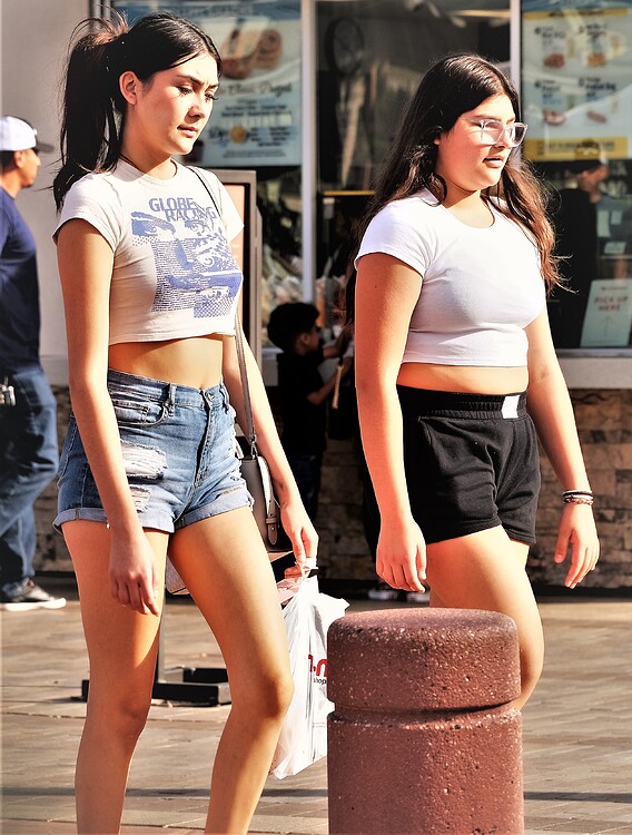 Perky Latina In Jean Shorts Tight Jeans Forum