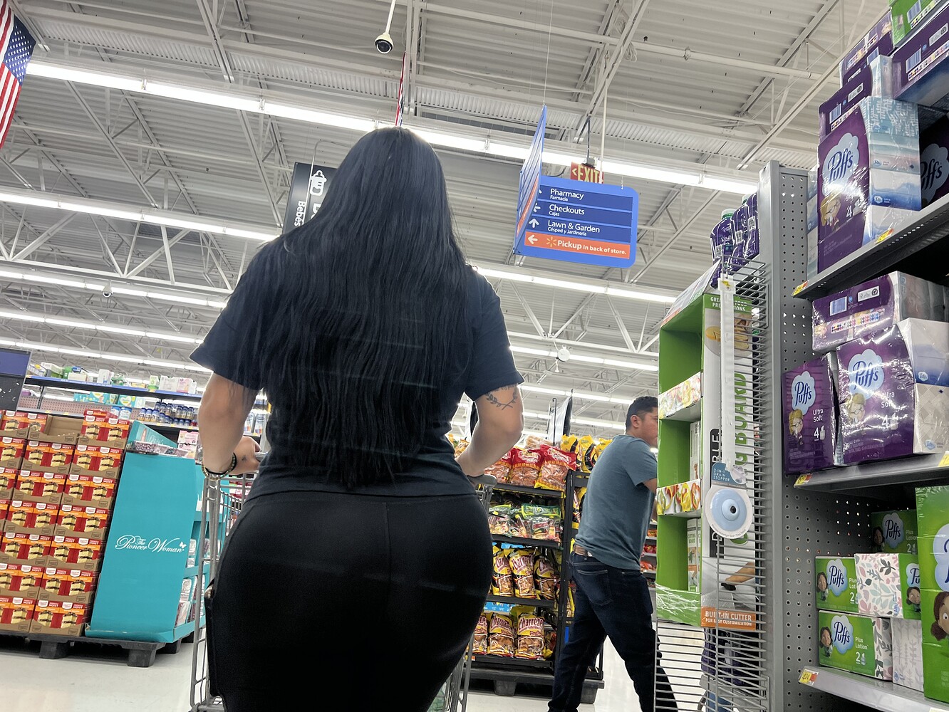 HUGE JUICY Latina BBL - Spandex, Leggings & Yoga Pants - Forum