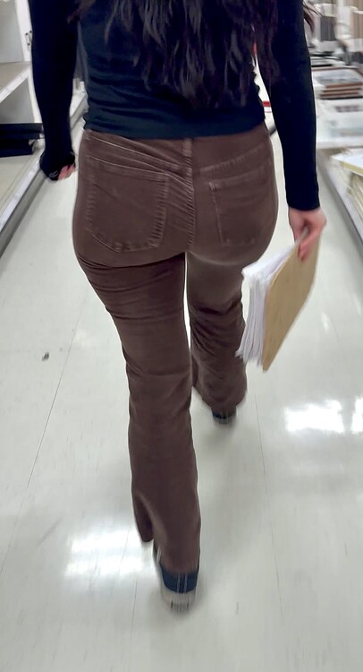 Target Brown Jeans OC - Tight Jeans - Forum