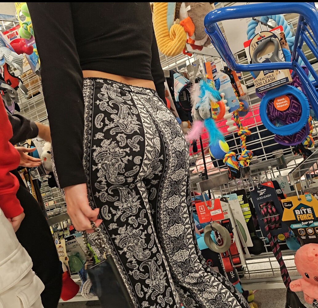 Hot Curly haired wearing the FORBIDDEN (flare print) pants - Forum