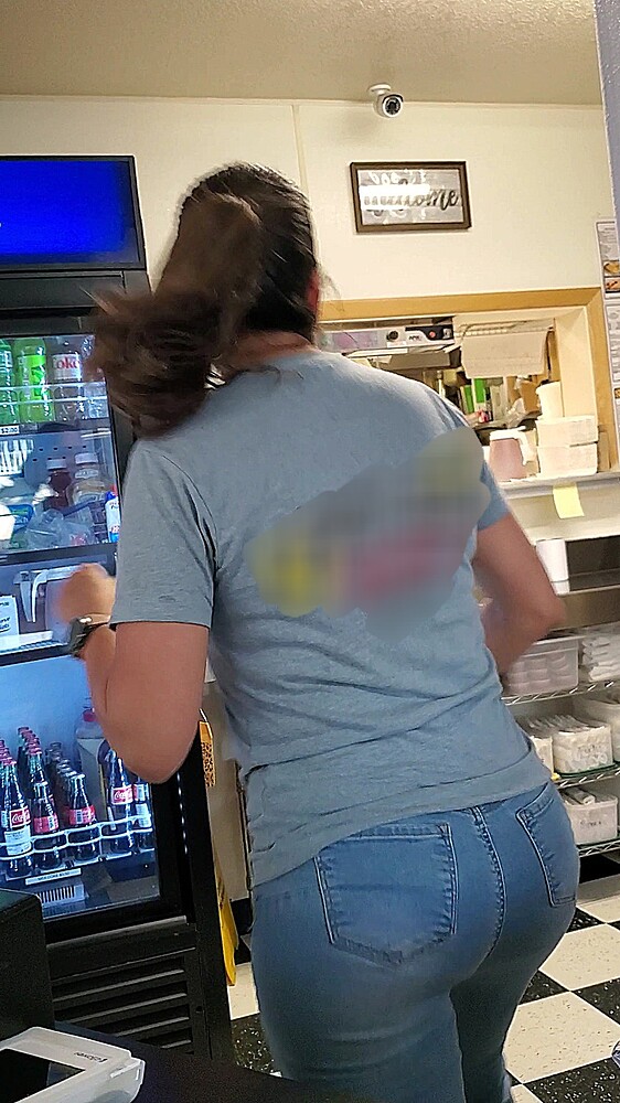 PURRFECT SLIM WAIST THICCC LATINA WAITRESS PT. 6 🥴🥴 - Tight Jeans - Forum