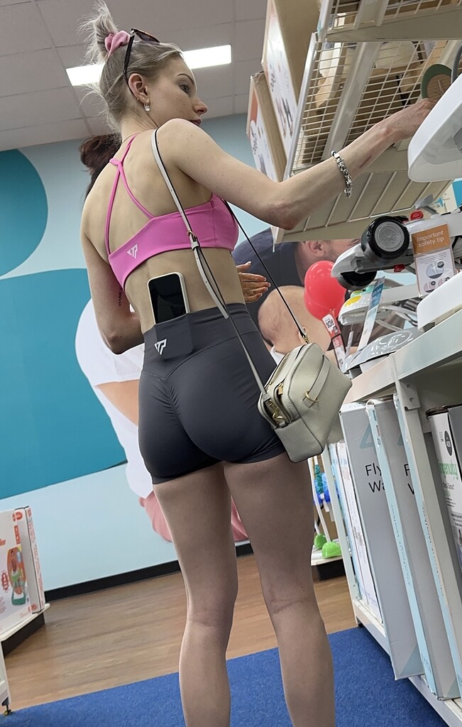 Blonde With Tight Ass and Insane Thigh Gap - Short Shorts & Volleyball - Forum