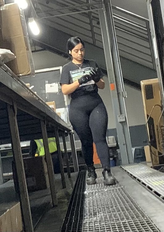 DIME PIECE Thick chick at my job - Spandex, Leggings & Yoga Pants - Forum