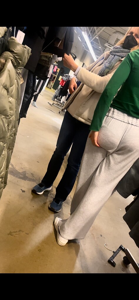 Vpl caught by mom - Spandex, Leggings & Yoga Pants - Forum