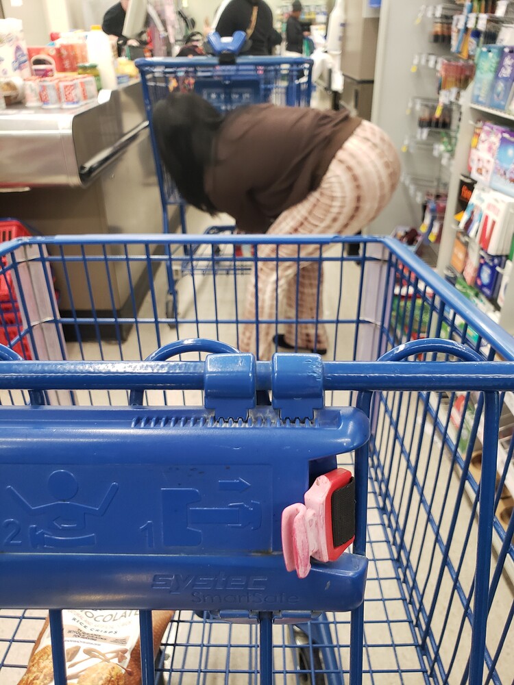 Ham Smuggler at the Grocery Store - Spandex, Leggings & Yoga Pants - Forum