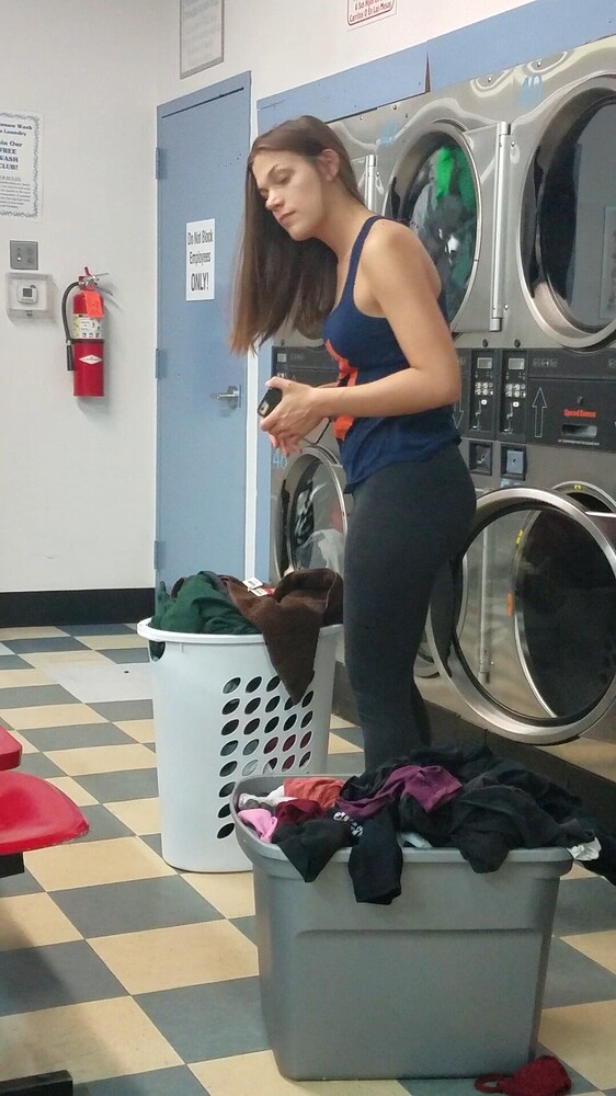 Laundromat leggings OC. caught? - Forum