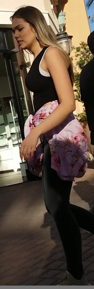 Random girls - Forum