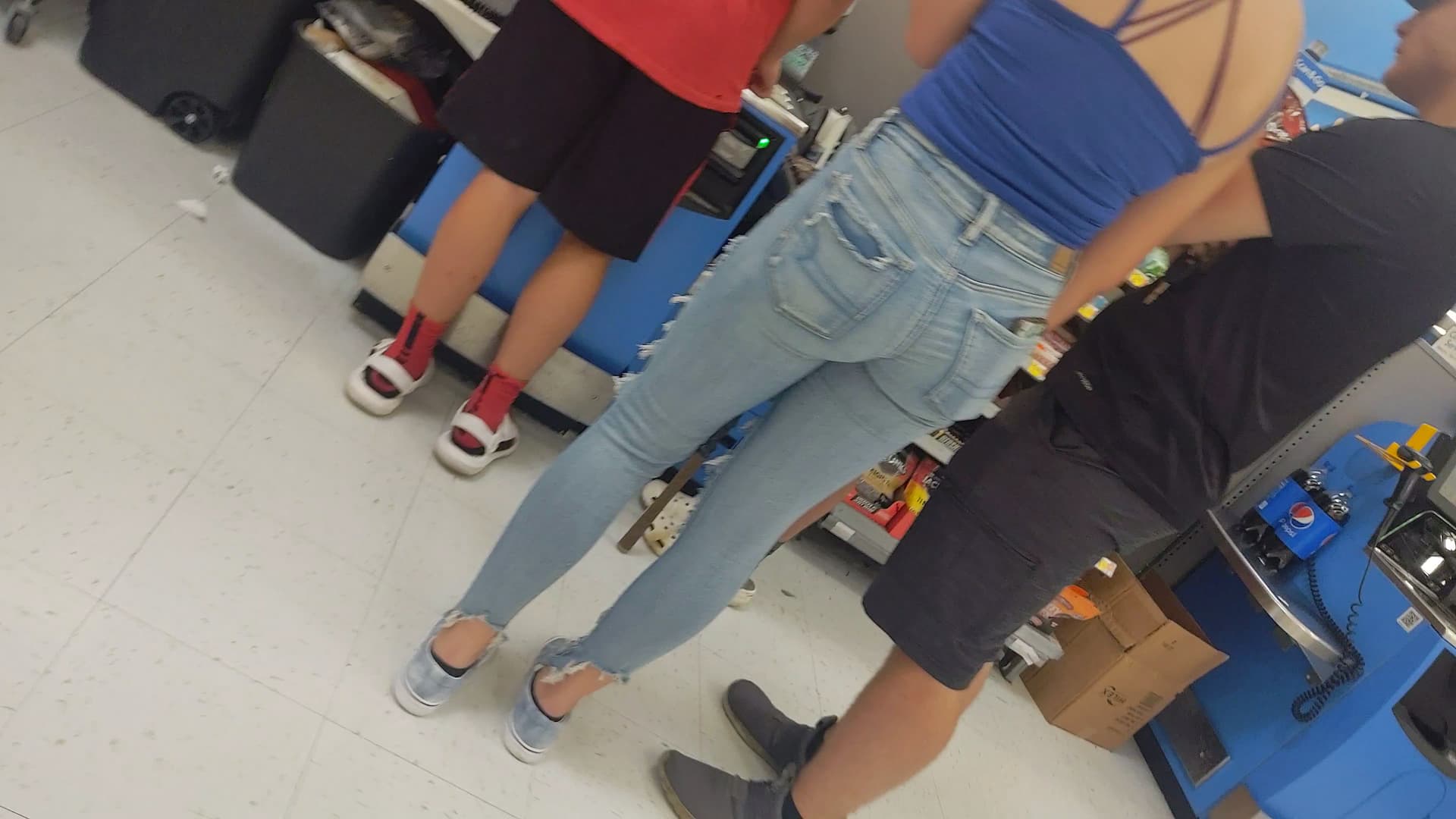 Walmart girls 1 - Forum