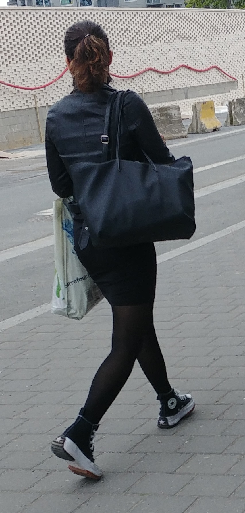 Jean not but skirt tighted with stockings = sexy body - Tight Jeans - Forum