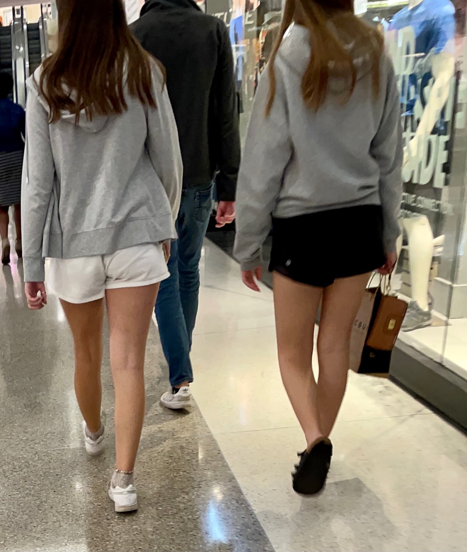 White shorts VPL - Short Shorts & Volleyball - Forum