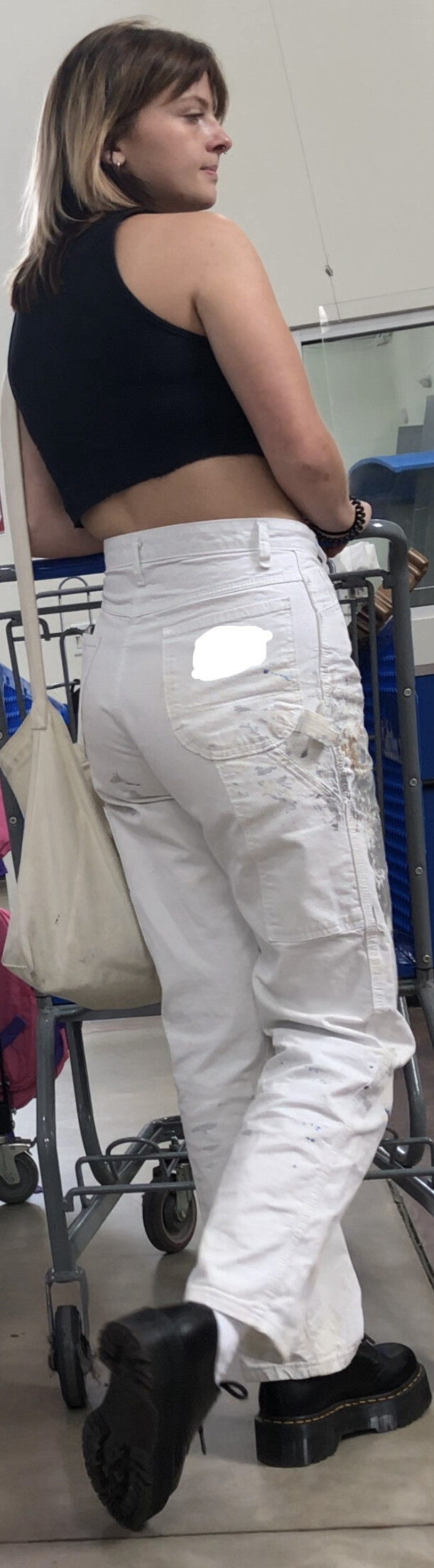 White jeans busty thot and a bonus string peek - Tight Jeans - Forum