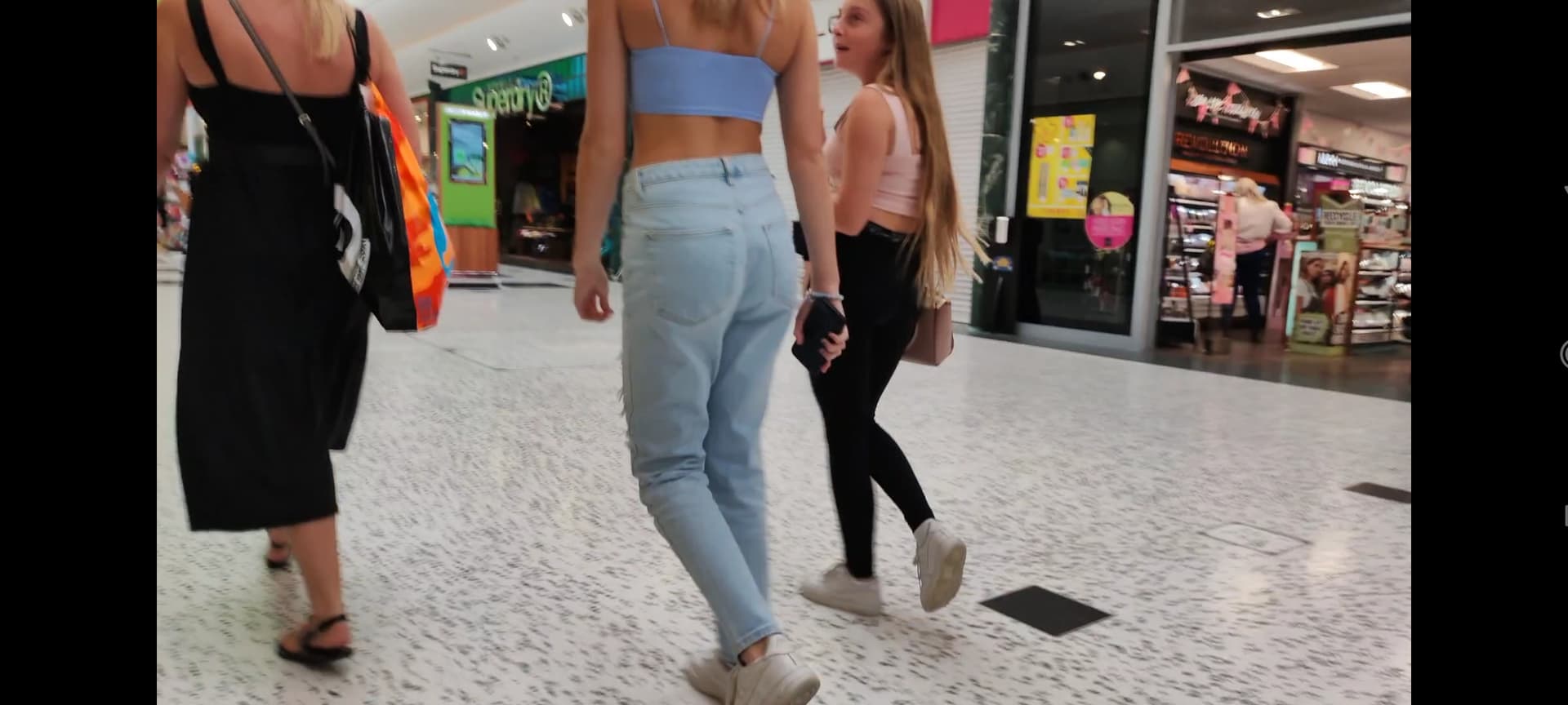 Another mall run - Spandex, Leggings & Yoga Pants - Forum