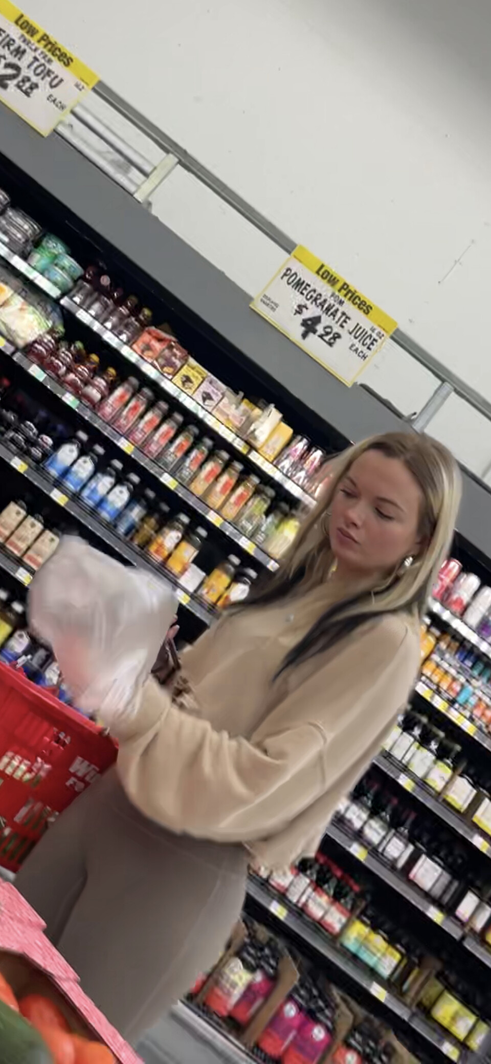 Really Hot Blonde College Girl With A Tight Ass Spandex Leggings And Yoga Pants Forum