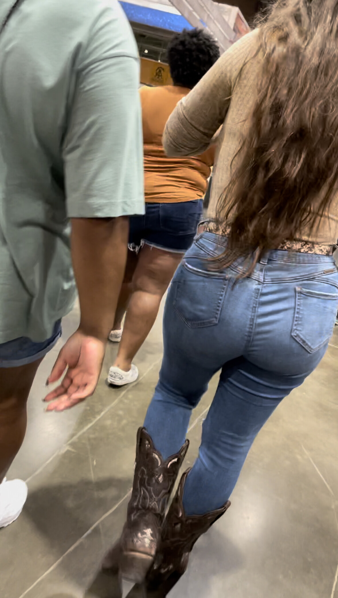 Not my best work but still worth sharing (OC) - Tight Jeans - Forum