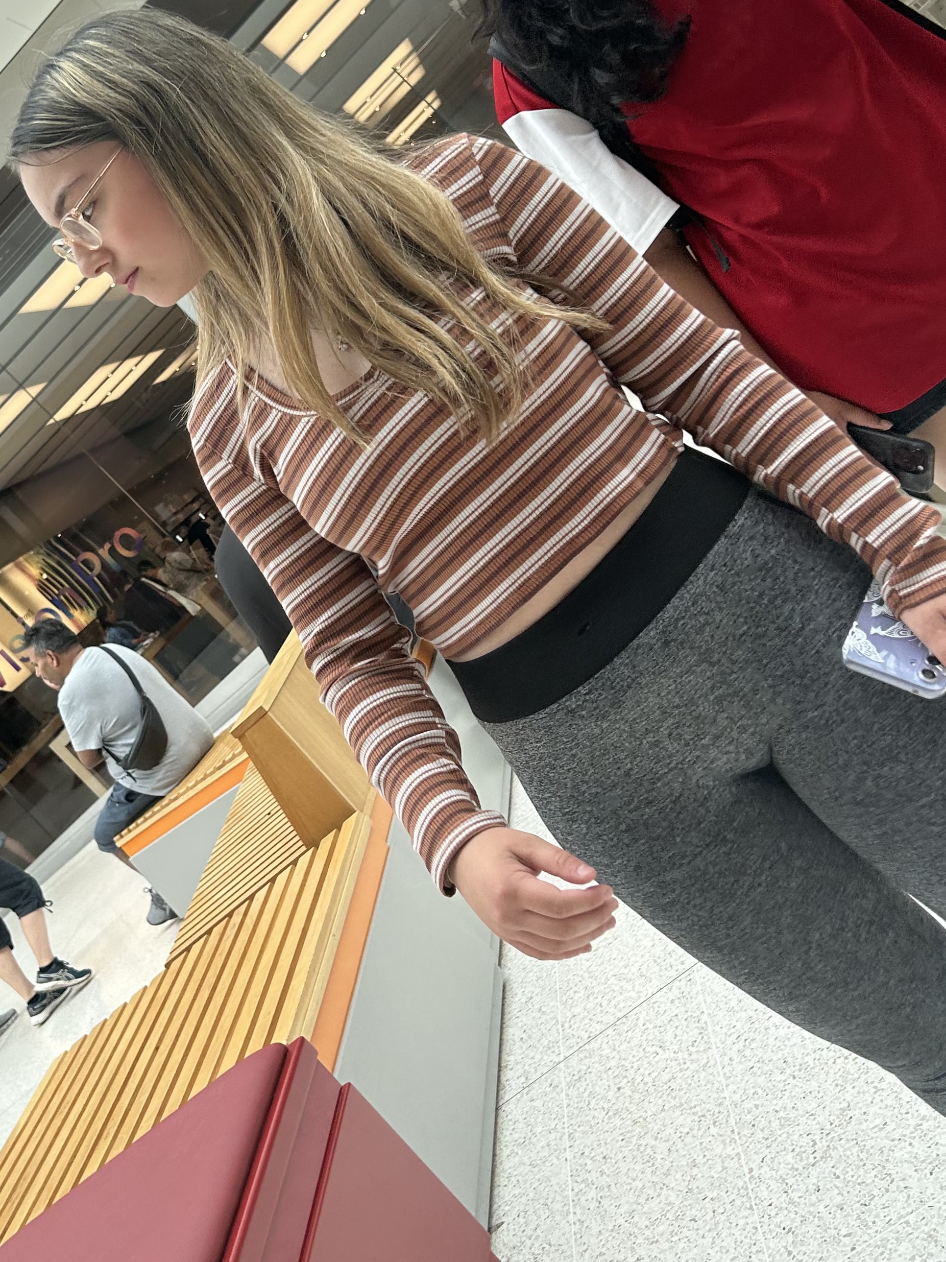 Thick nerd shopping for shoes I hope cause her sh*ts beat lmao ...