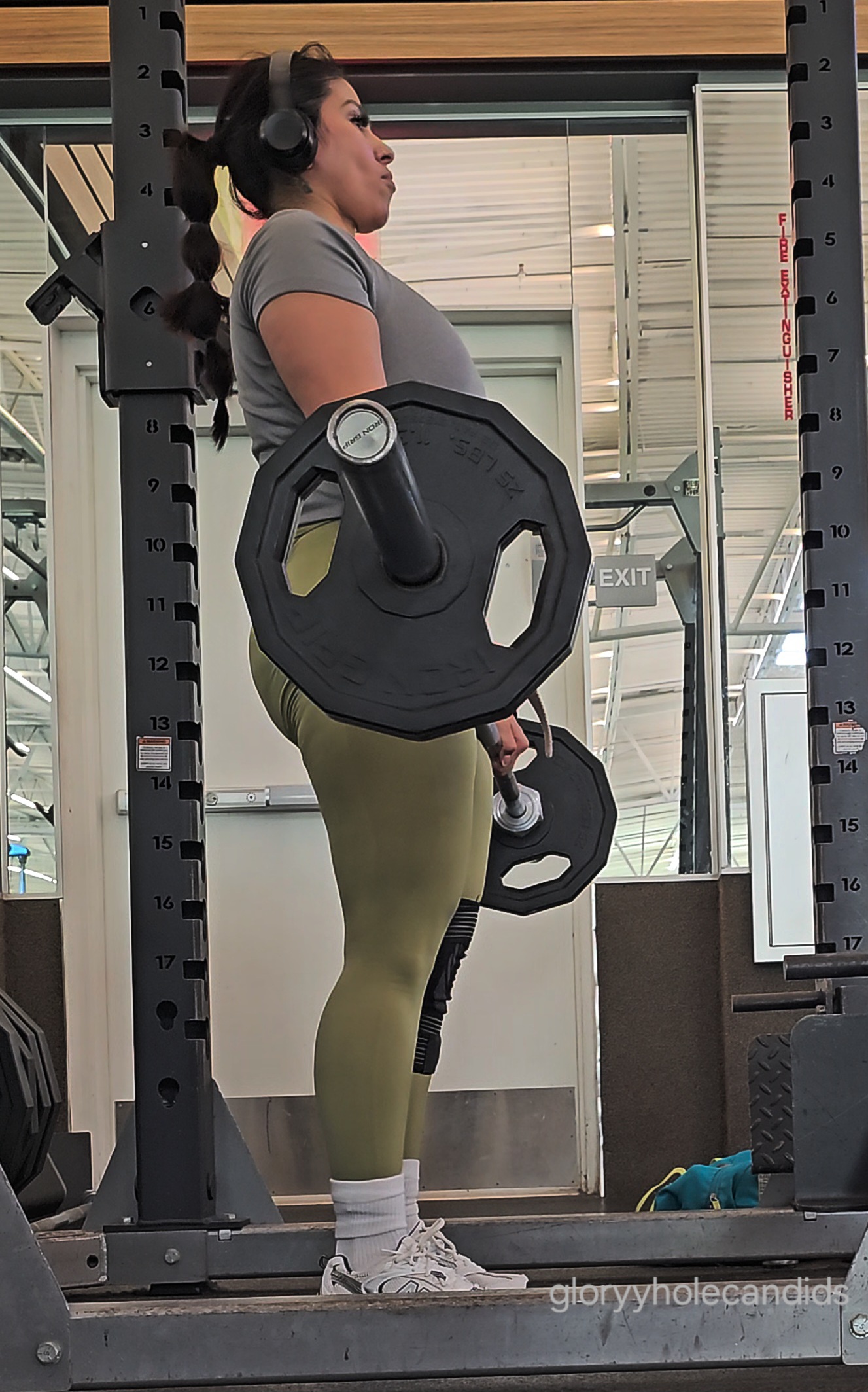 Thick Gym Baddie Hitting Squats OC - Spandex, Leggings & Yoga Pants - Forum