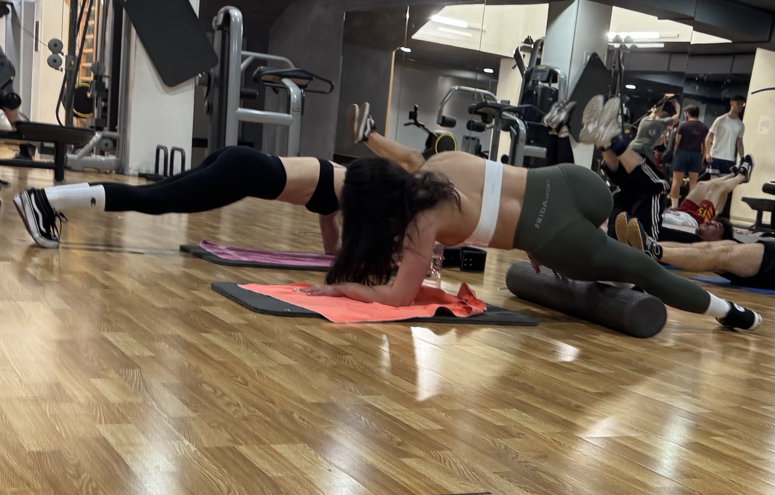 Fit gyals at the gym - Spandex, Leggings & Yoga Pants - Forum
