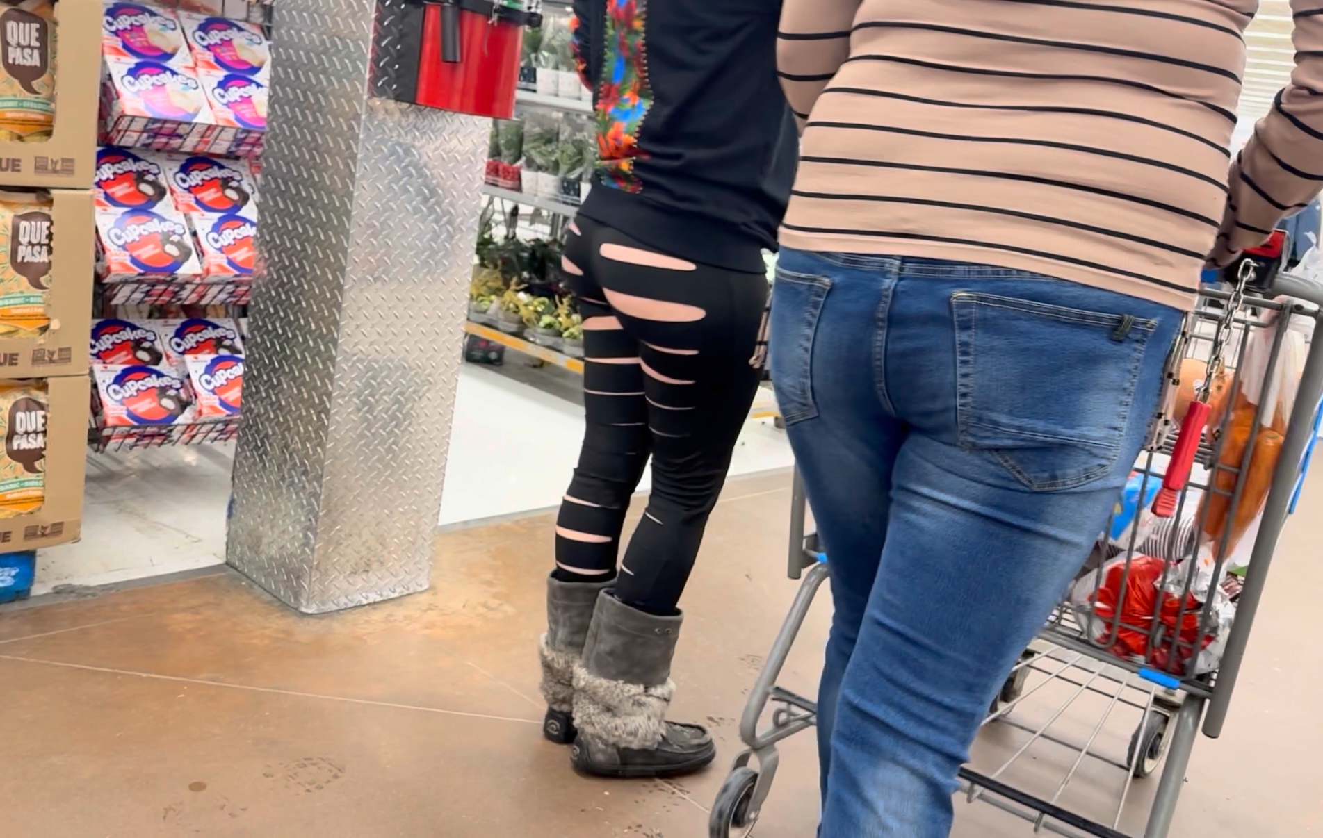 Cheeks out on Display (OC) - Tight Jeans - Forum