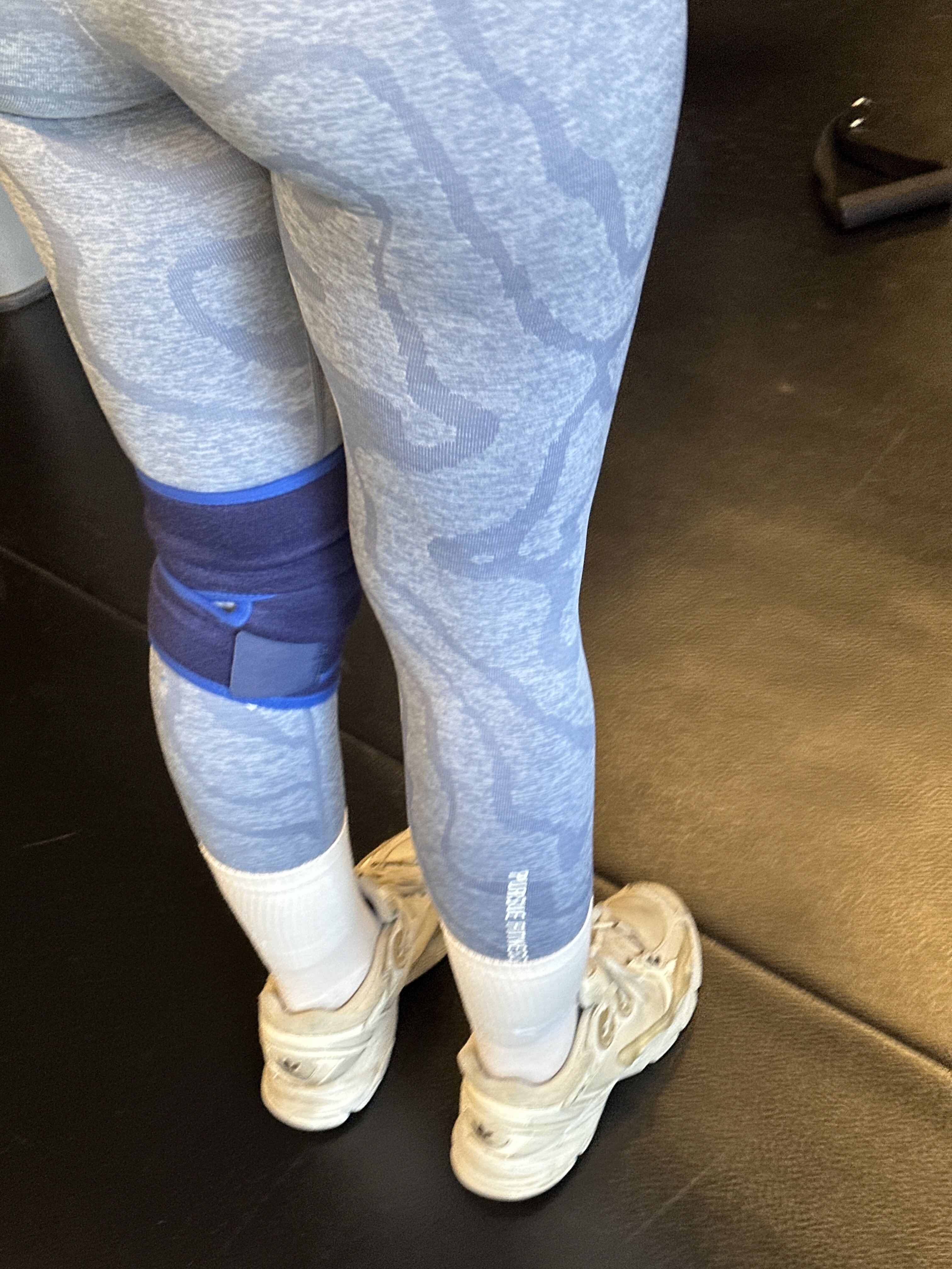 Extremely fit paws at gym - Spandex, Leggings & Yoga Pants - Forum