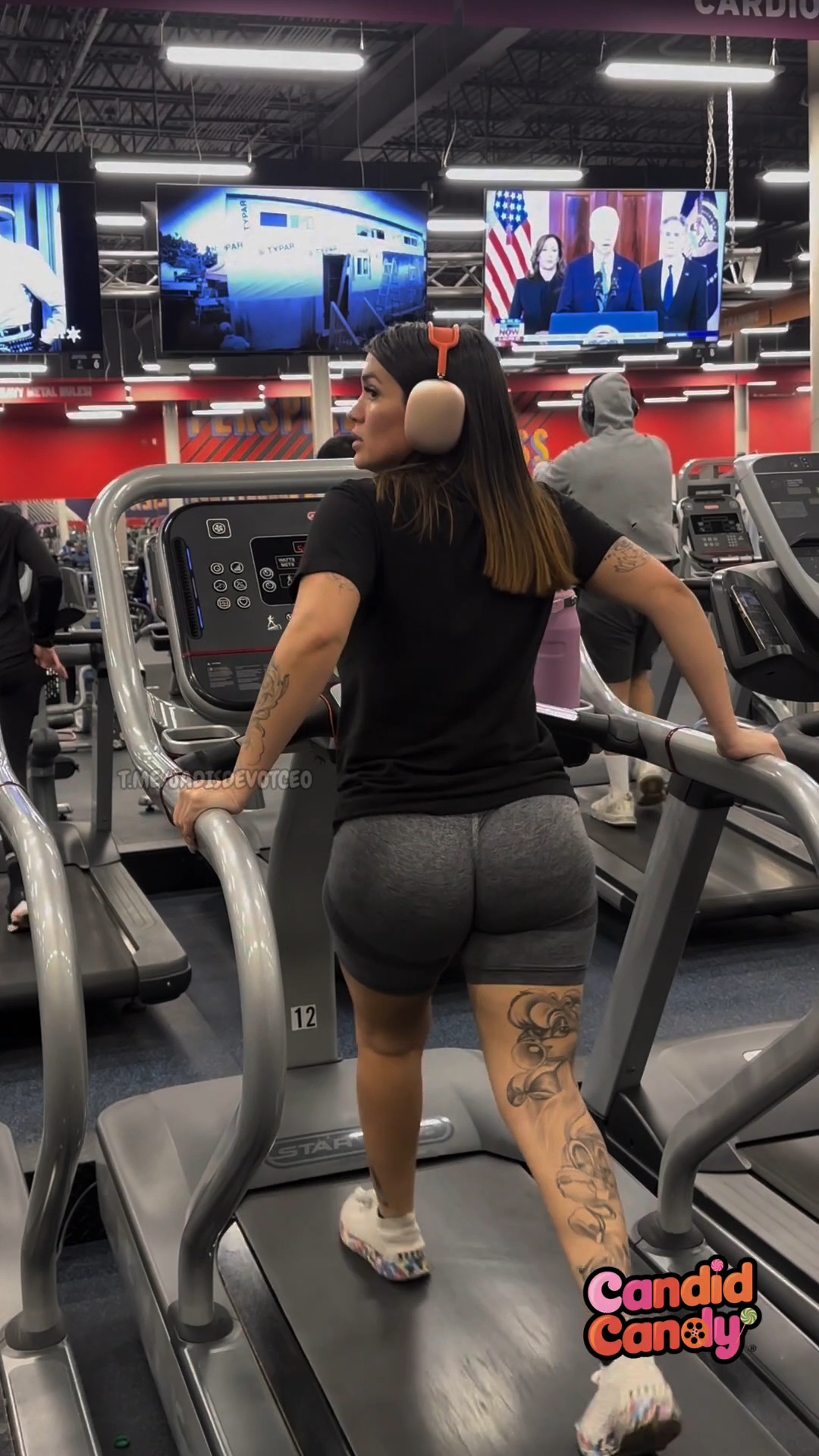 Big ass leggings in gym [Non oc] - Spandex, Leggings & Yoga Pants - Forum