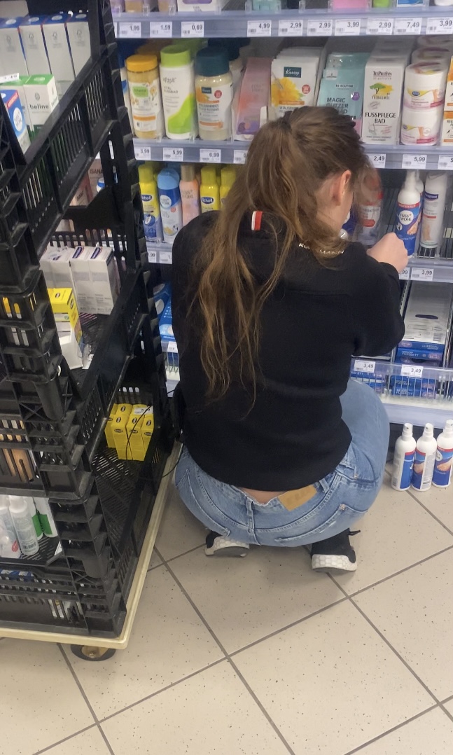 German Girl FAT ASS in Jeans part II - Tight Jeans - Forum