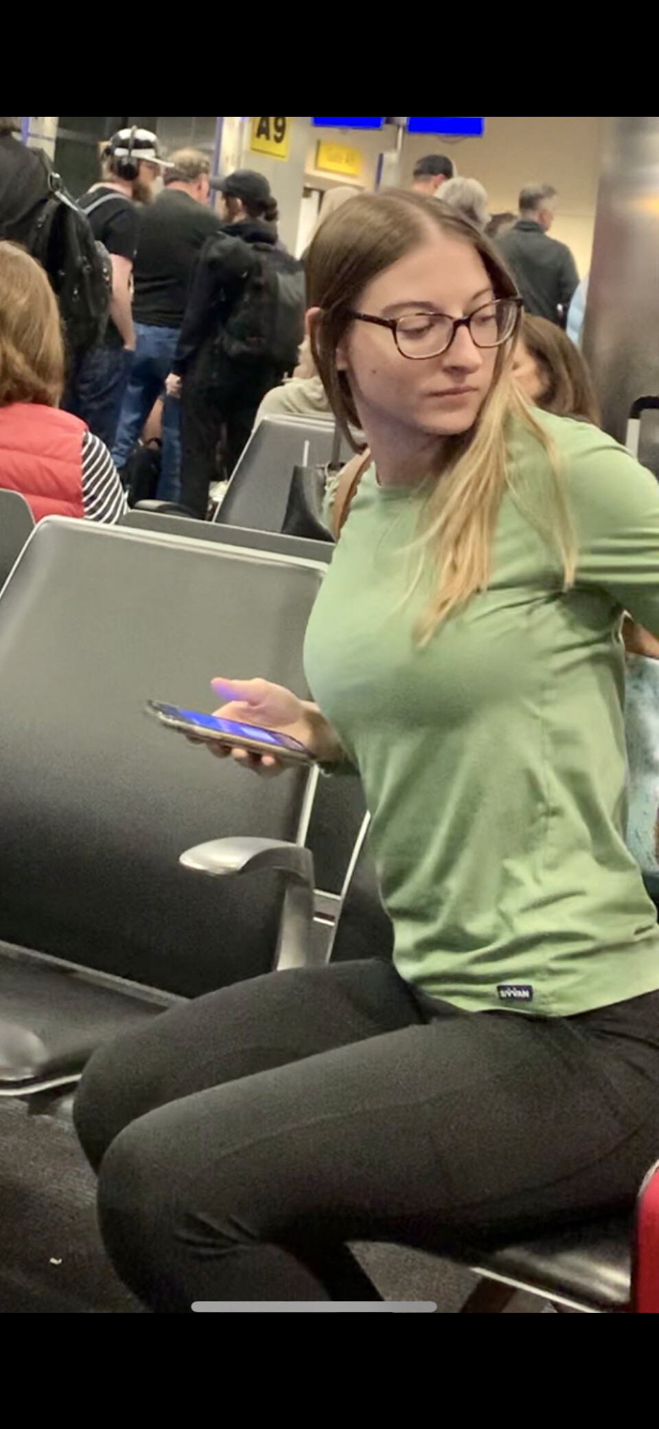 Pretty Nerdy girl with glasses and gorgeous body - Spandex, Leggings ...