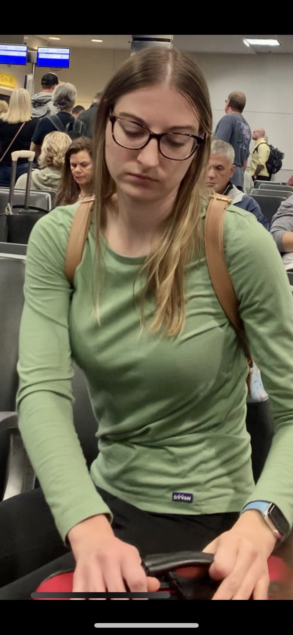 Pretty Nerdy girl with glasses and gorgeous body - Spandex, Leggings ...