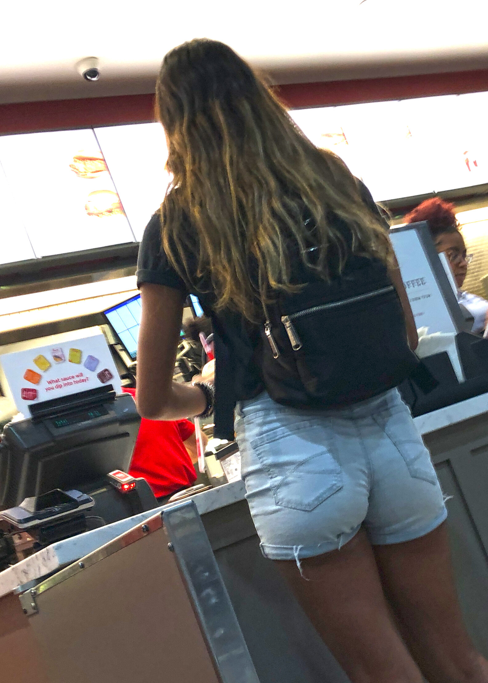 TONS or random candids - ass - Forum