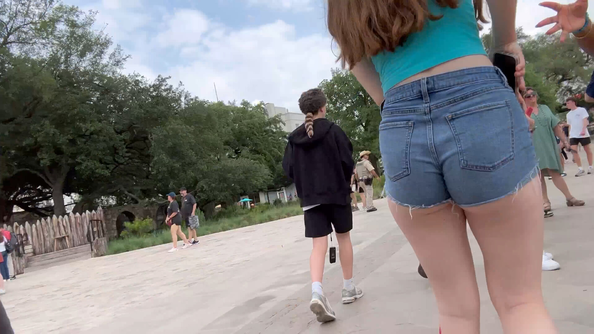 Daisy dukes - Short Shorts & Volleyball - Forum