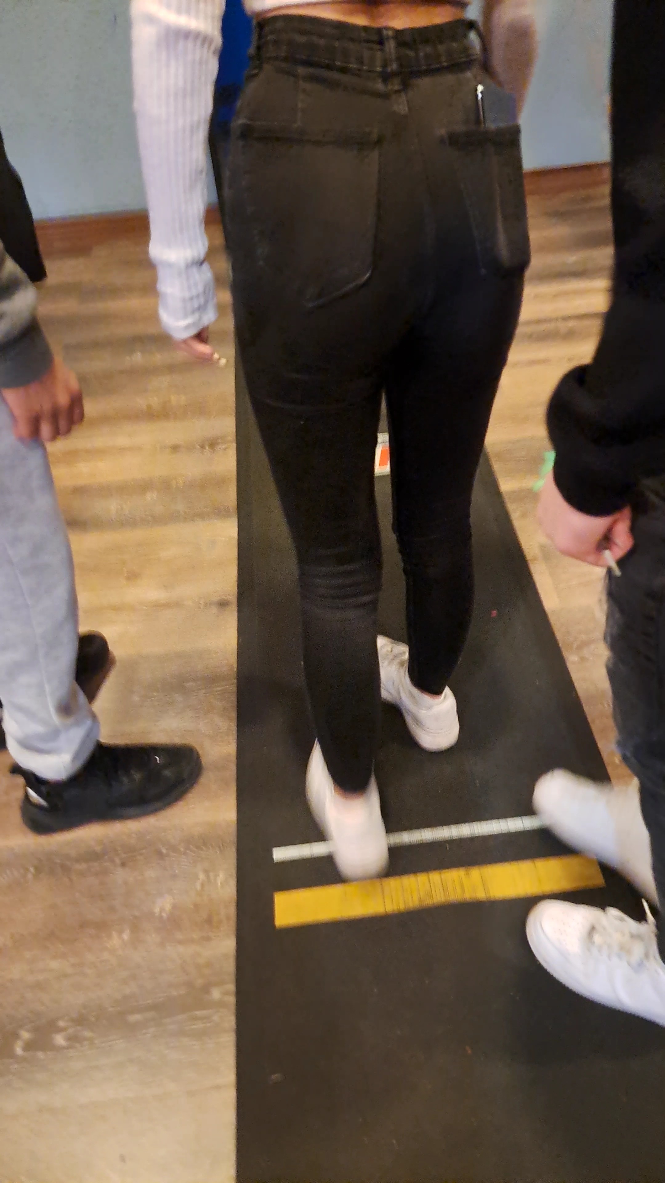Nice Booty In A Tight Black Jeans Tight Jeans Forum