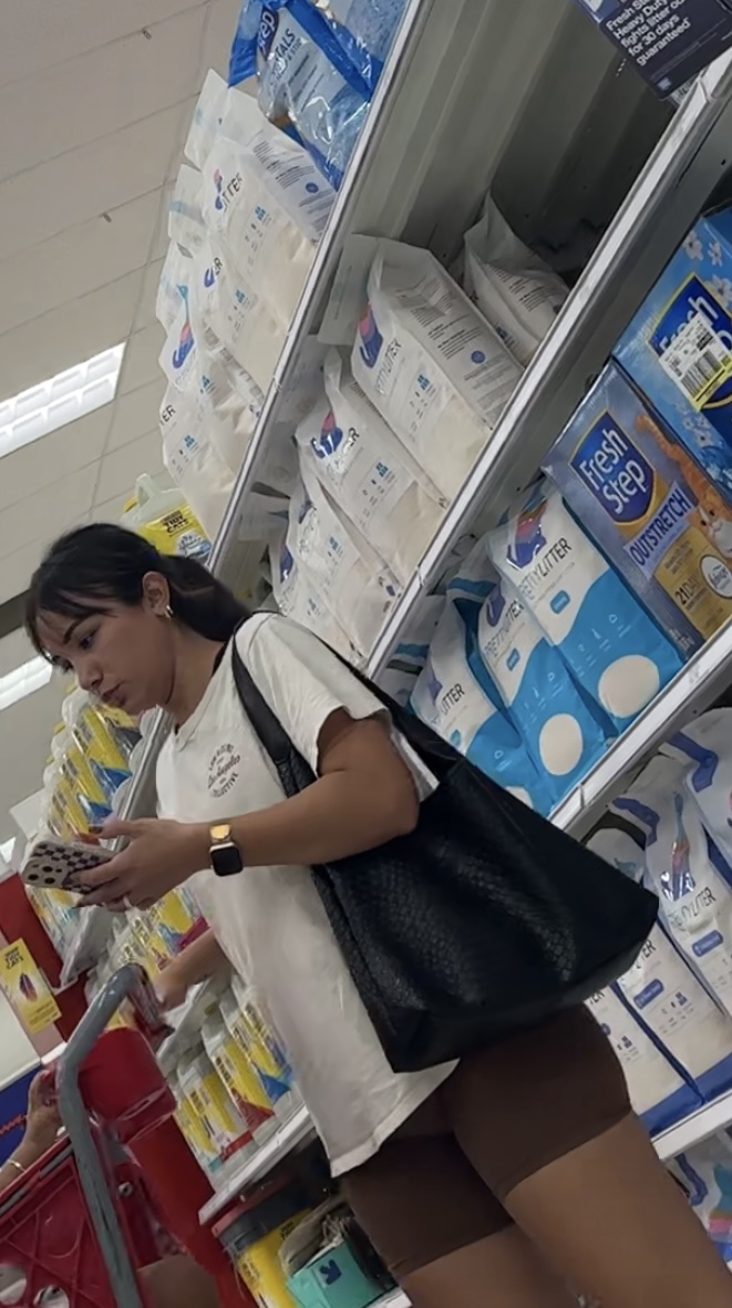 Cute Bubble Butt Milf Latina in tight brown spandex at 🎯💦 - Forum