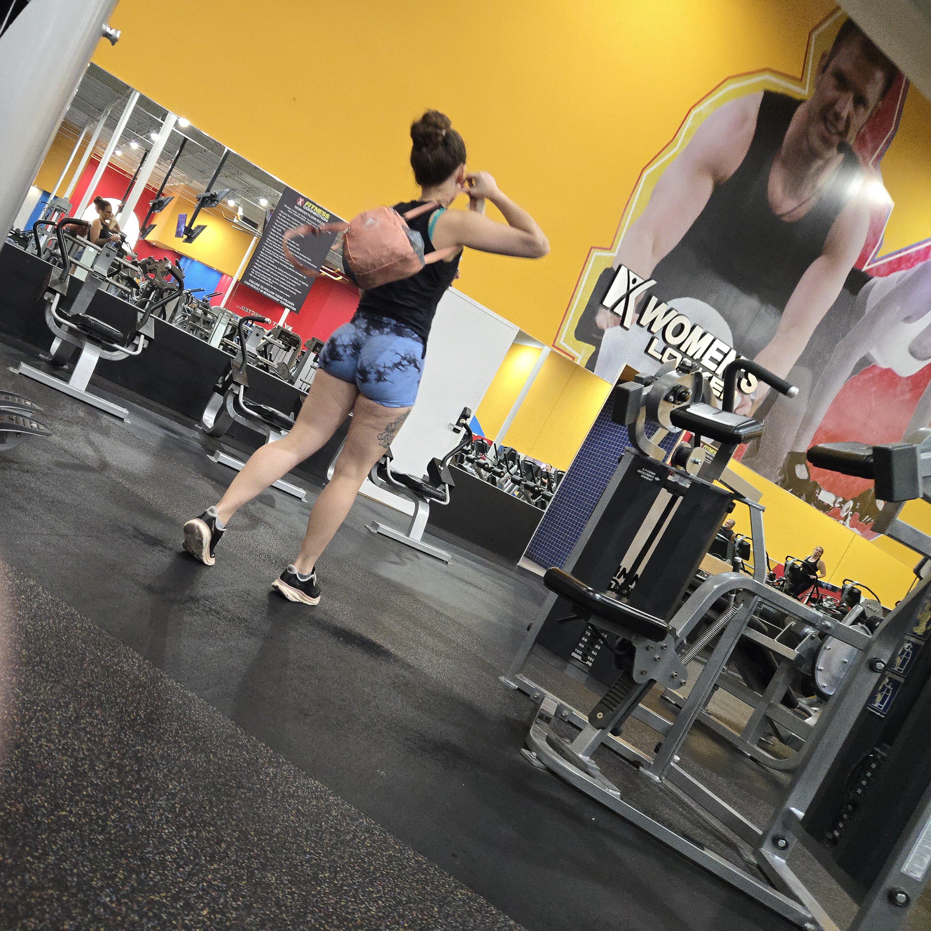 JIGGLY bubble butt treadmill - Forum