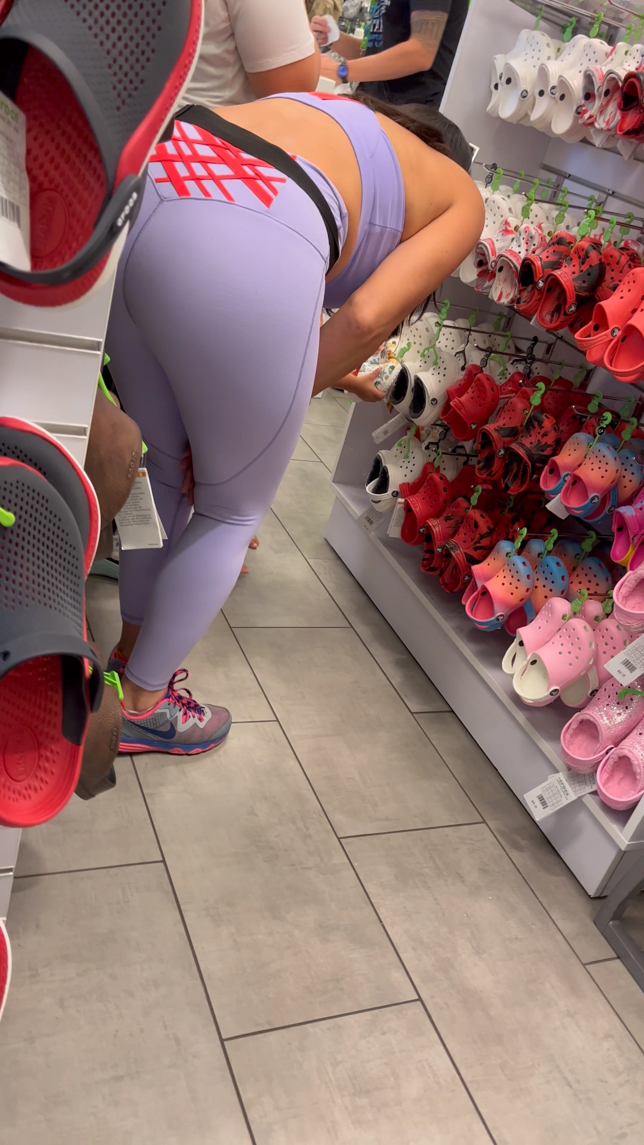 Banging Latina milf in croc store - Spandex, Leggings & Yoga Pants - Forum