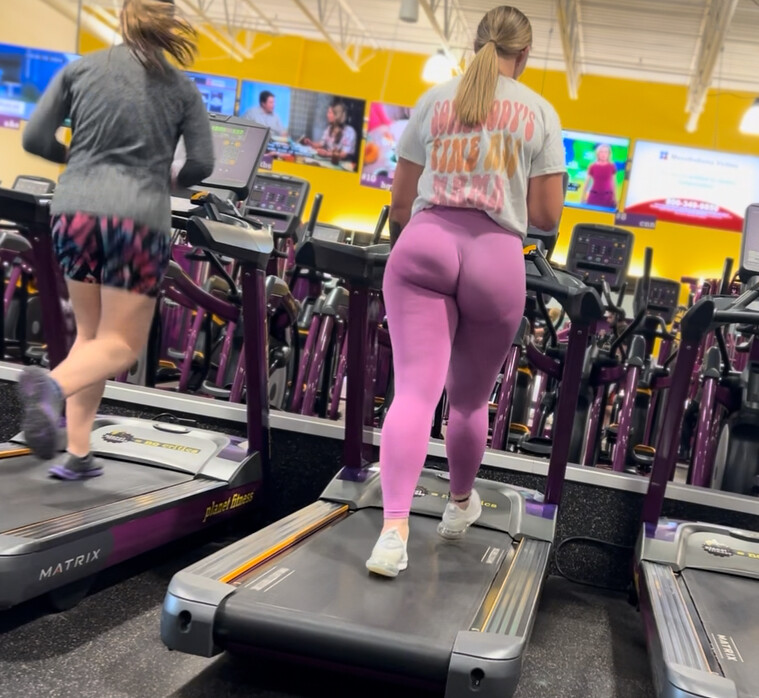 Milf Pawg on Treadmill - Spandex, Leggings & Yoga Pants - Forum