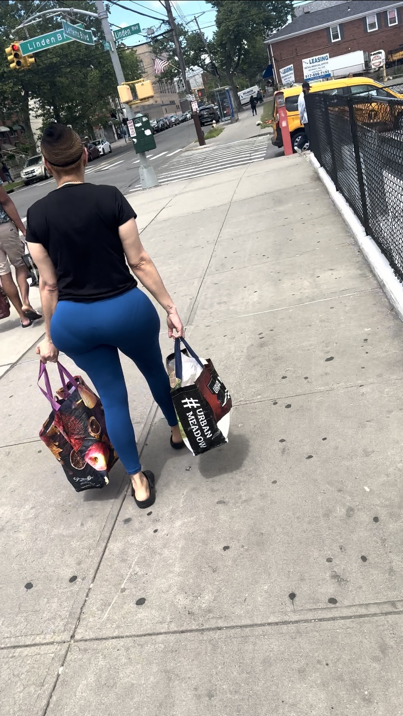 Huge ass bbl latina vpl blue leggings - Forum