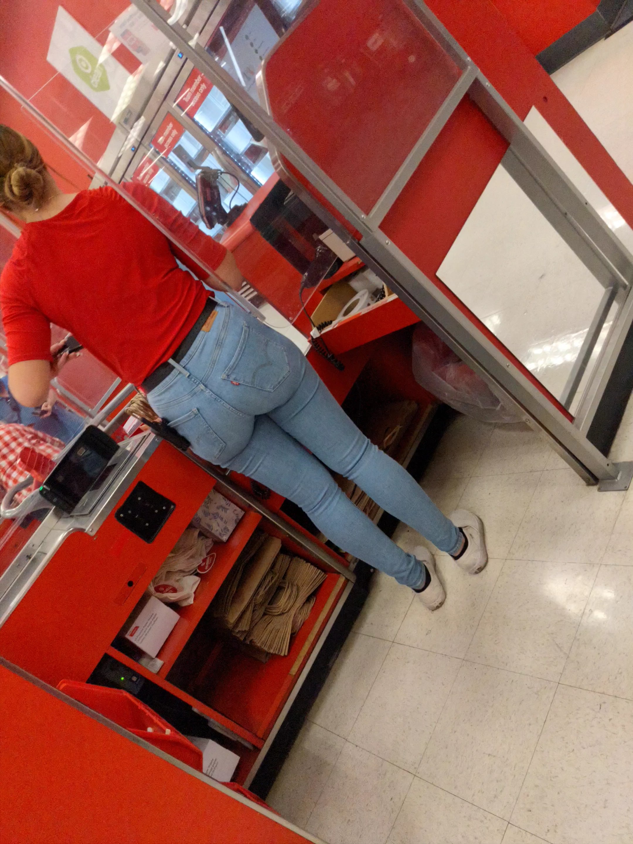 Target cashier with booty in tight jeans - Tight Jeans - Forum