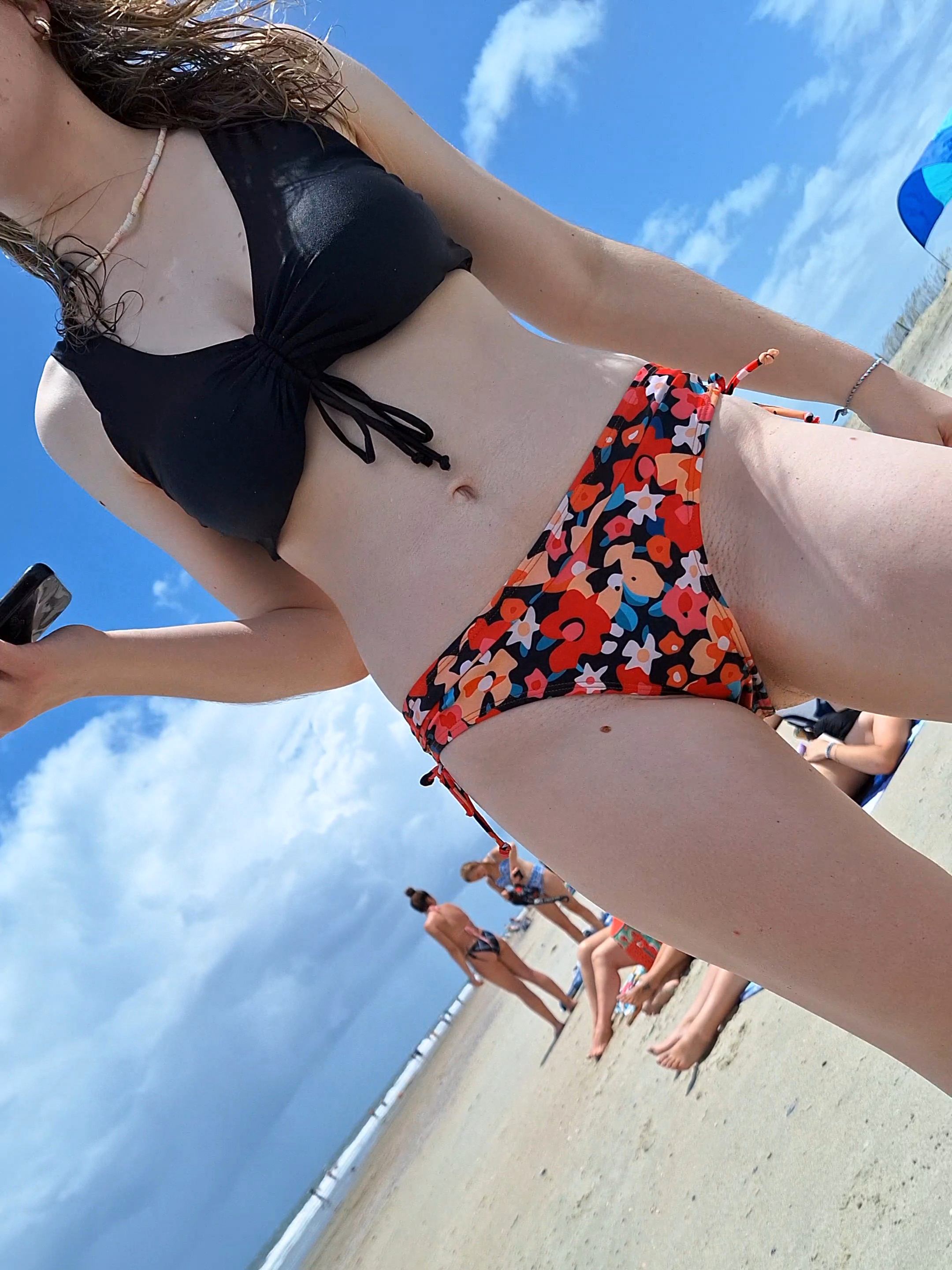 Spring break bikini on nice pale body - Beach & Bikini - Forum