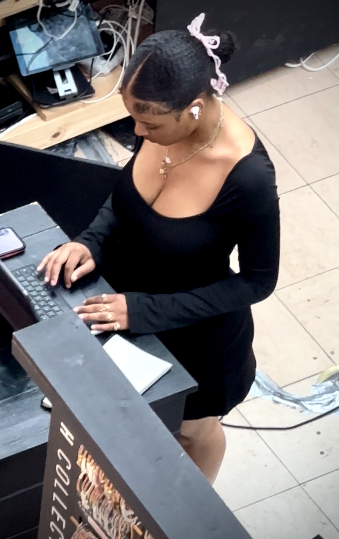 Two sets of FAT MILKERS 🤤 which is your fav? - boobs - Forum