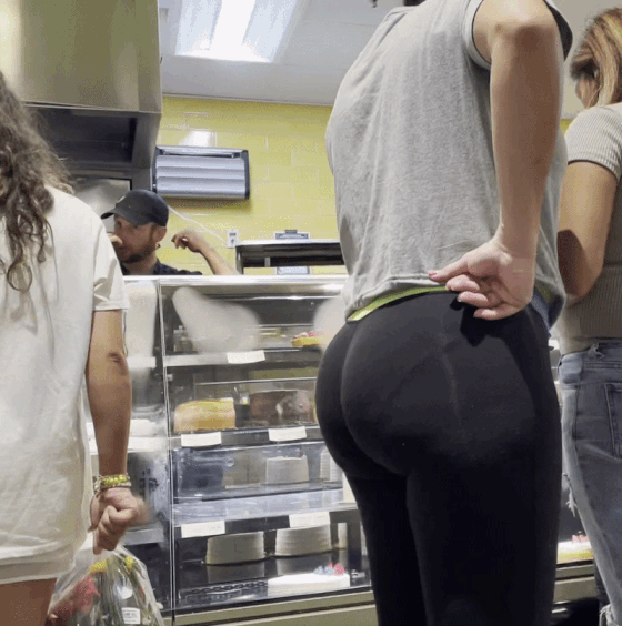 PAWG VPL Booty at the Bakery - Spandex, Leggings & Yoga Pants - Forum
