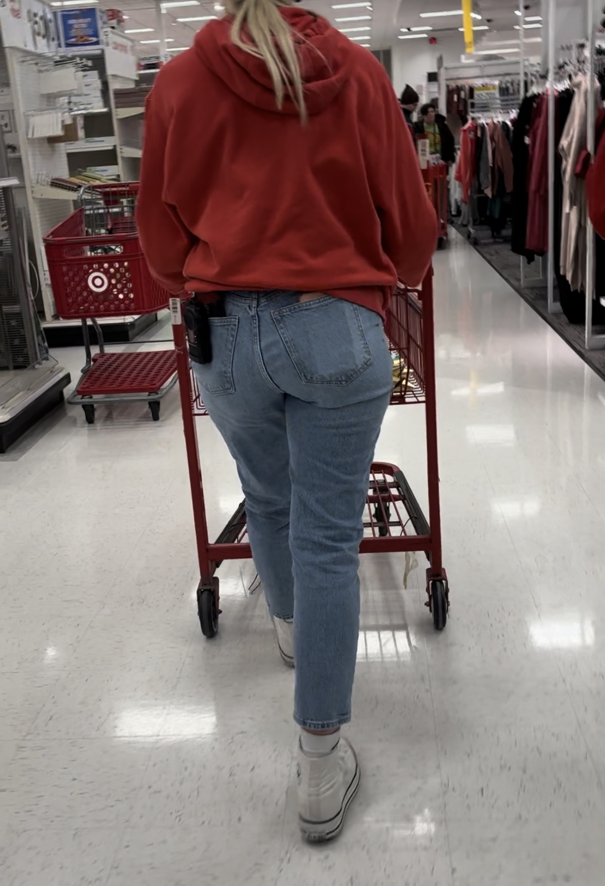 Target worker - Tight Jeans - Forum