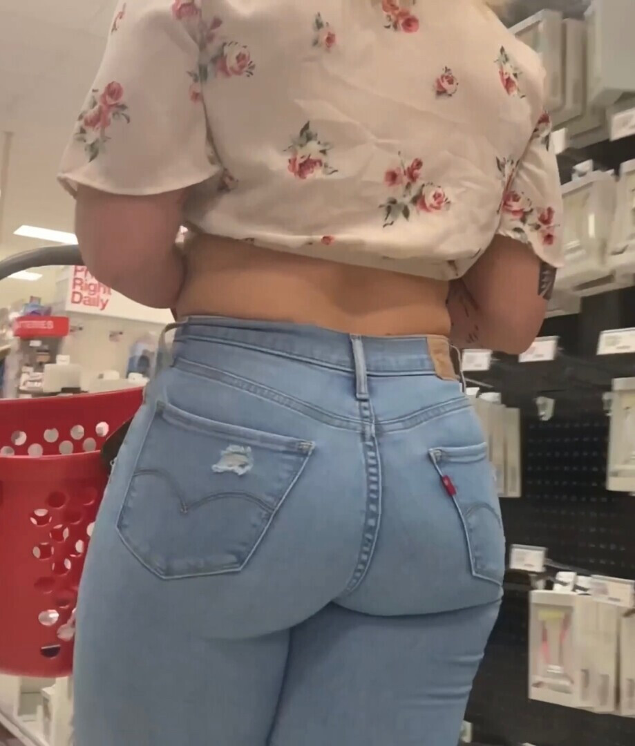 Photo Dump 1 Big Booty in Jeans My OC - Tight Jeans - Forum