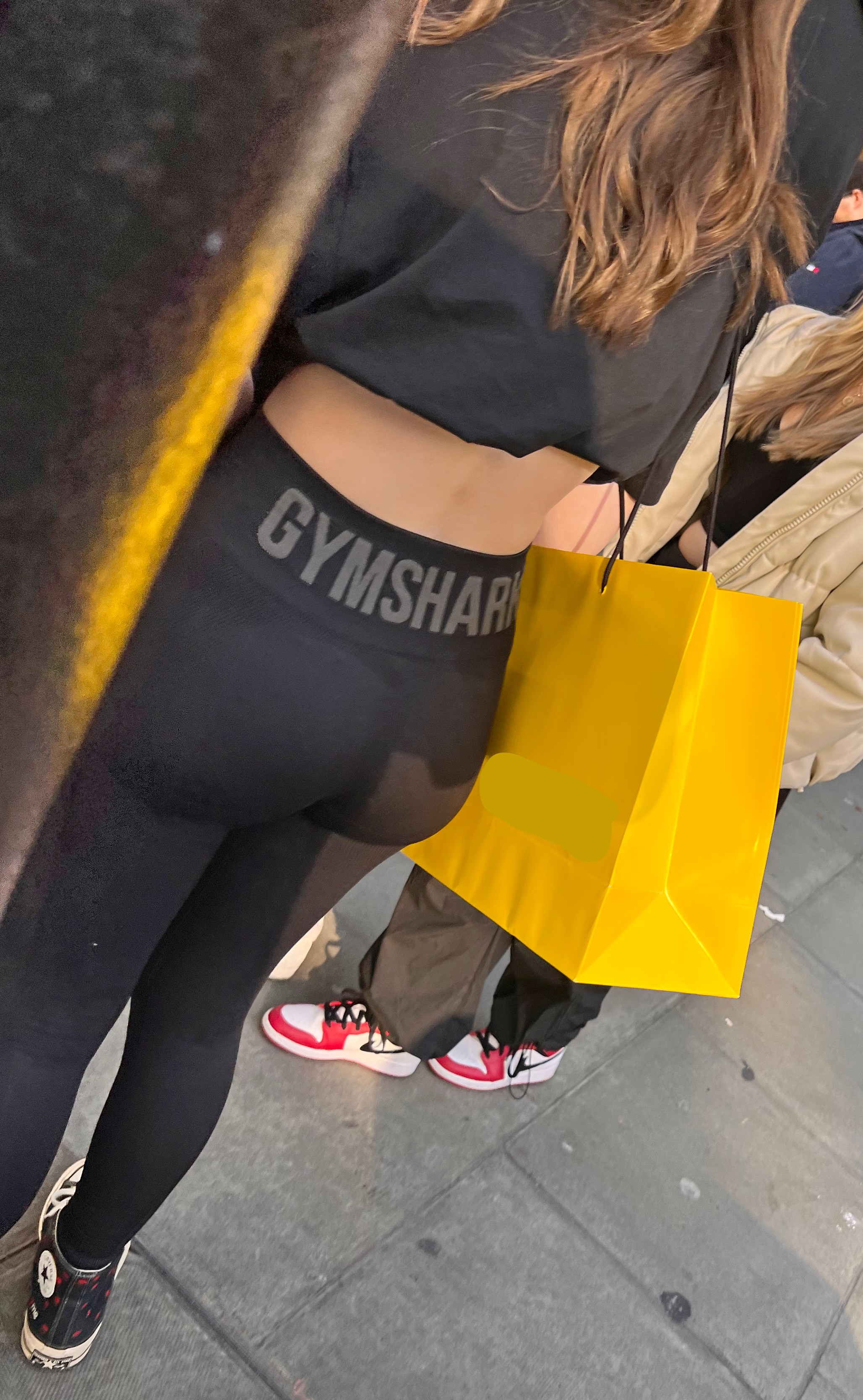 Tight Booty In Black Gymshark Leggings And Croptop Spandex Leggings