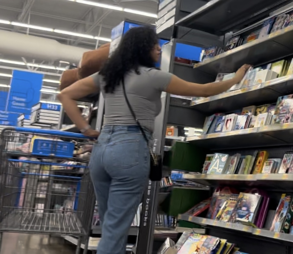 Quick Walmart Trip - Tight Jeans - Forum