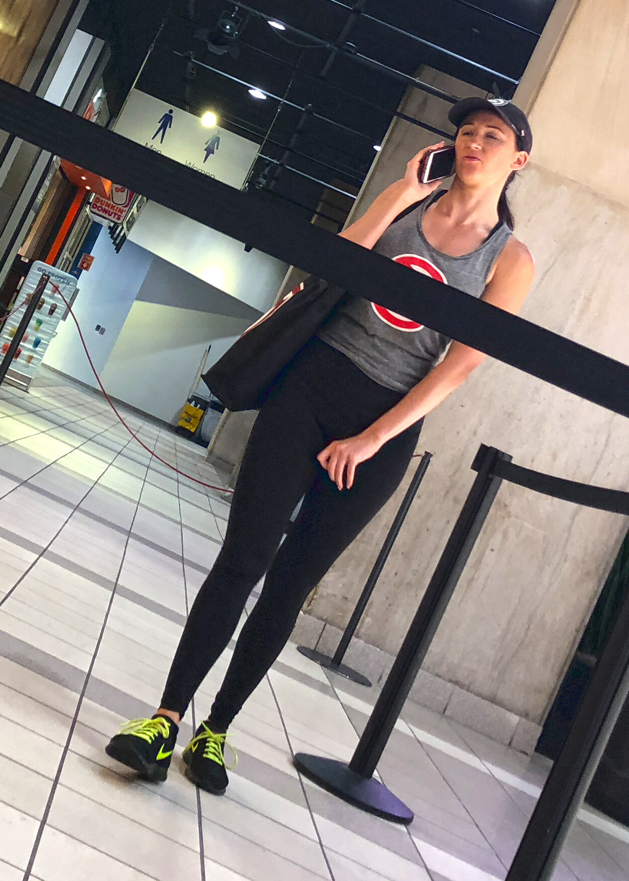 TONS or random candids - ass - Forum