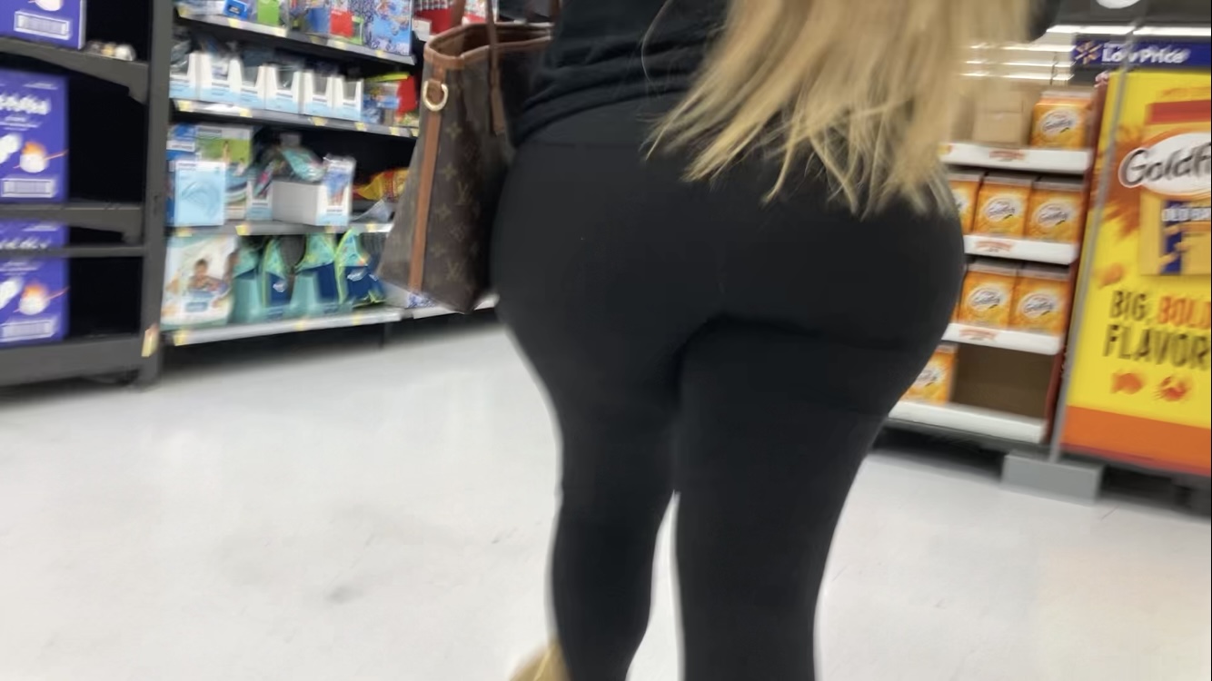 TWO FAT ASS LATINA MILFS (OC) - Spandex, Leggings & Yoga Pants - Forum