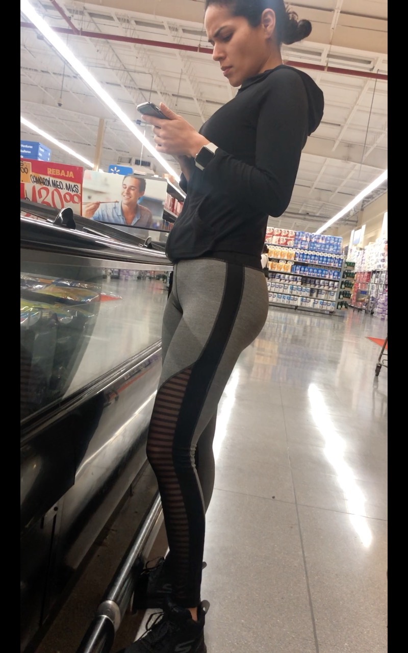 three girls in gray !!! - Spandex, Leggings & Yoga Pants - Forum