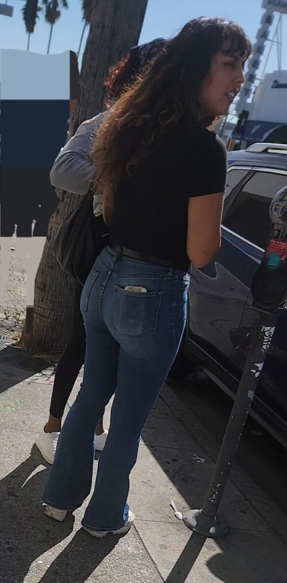 Tasty Latina/Black Meter Feeders - Tight Jeans - Forum